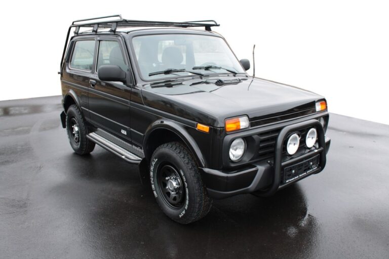 Lada Niva Pritsche